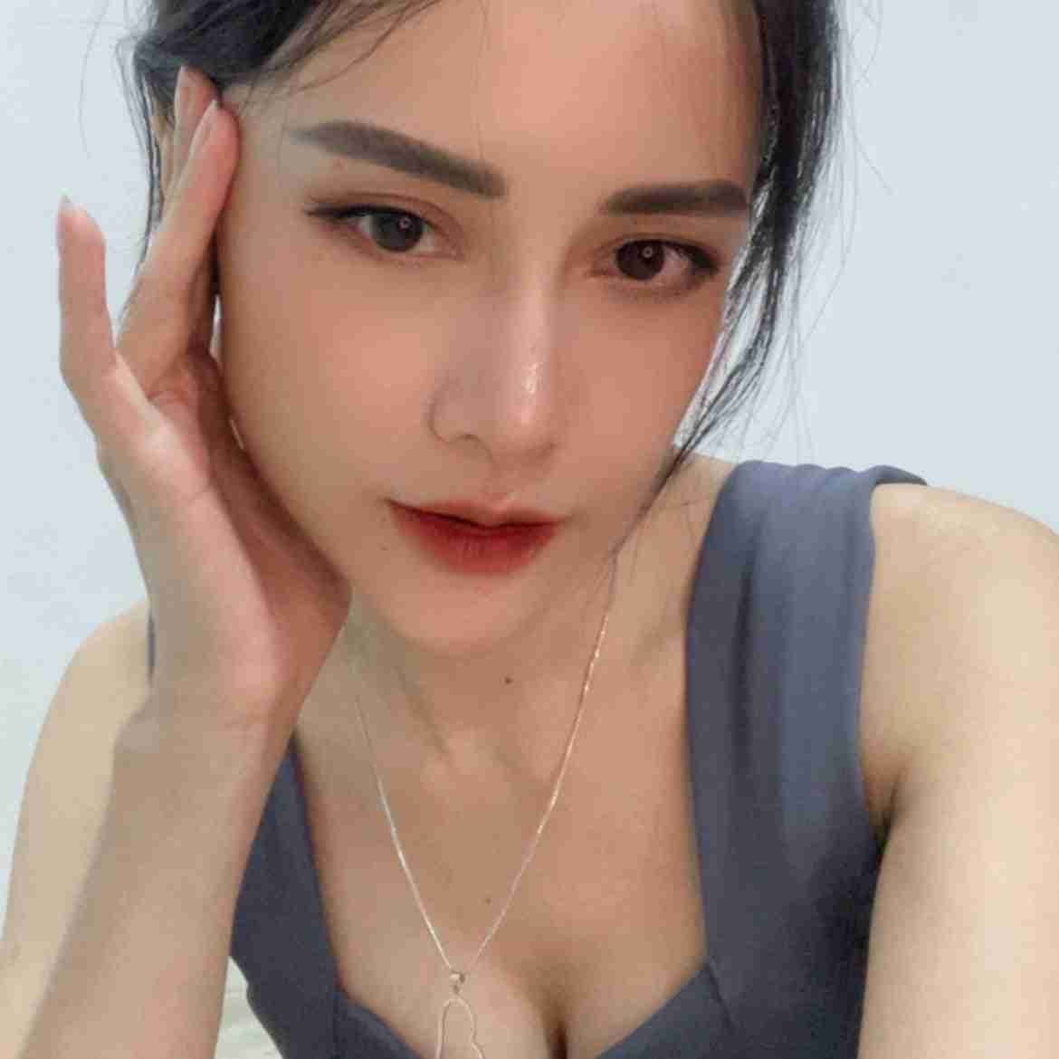 Peachy Live Here (@peachy) on Tevi